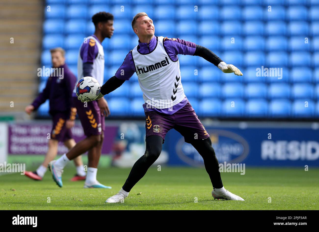 Coventry City goalkeeper Simon Moore in action during training at ...