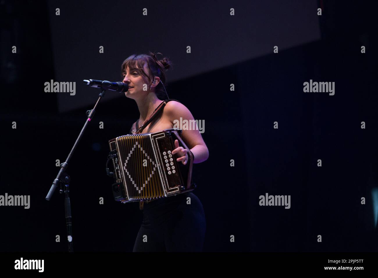 Josune arakistain salas hi-res stock photography and images - Alamy
