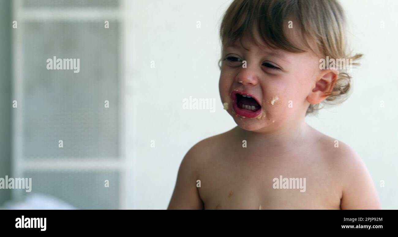 Baby boy crying, hurt infant child cries Stock Photo - Alamy