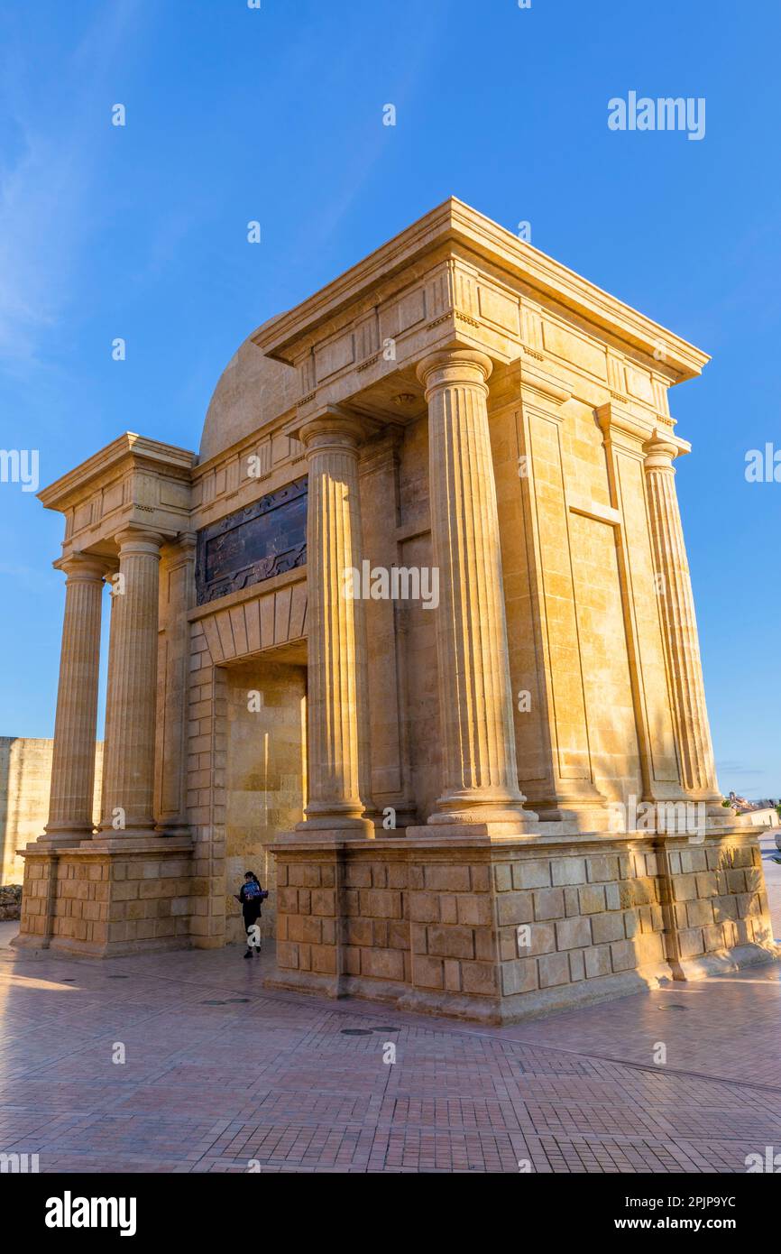 Puerta del Puente or Bridge Gate, a Triumphal Renaissance Arch, Cordoba ...