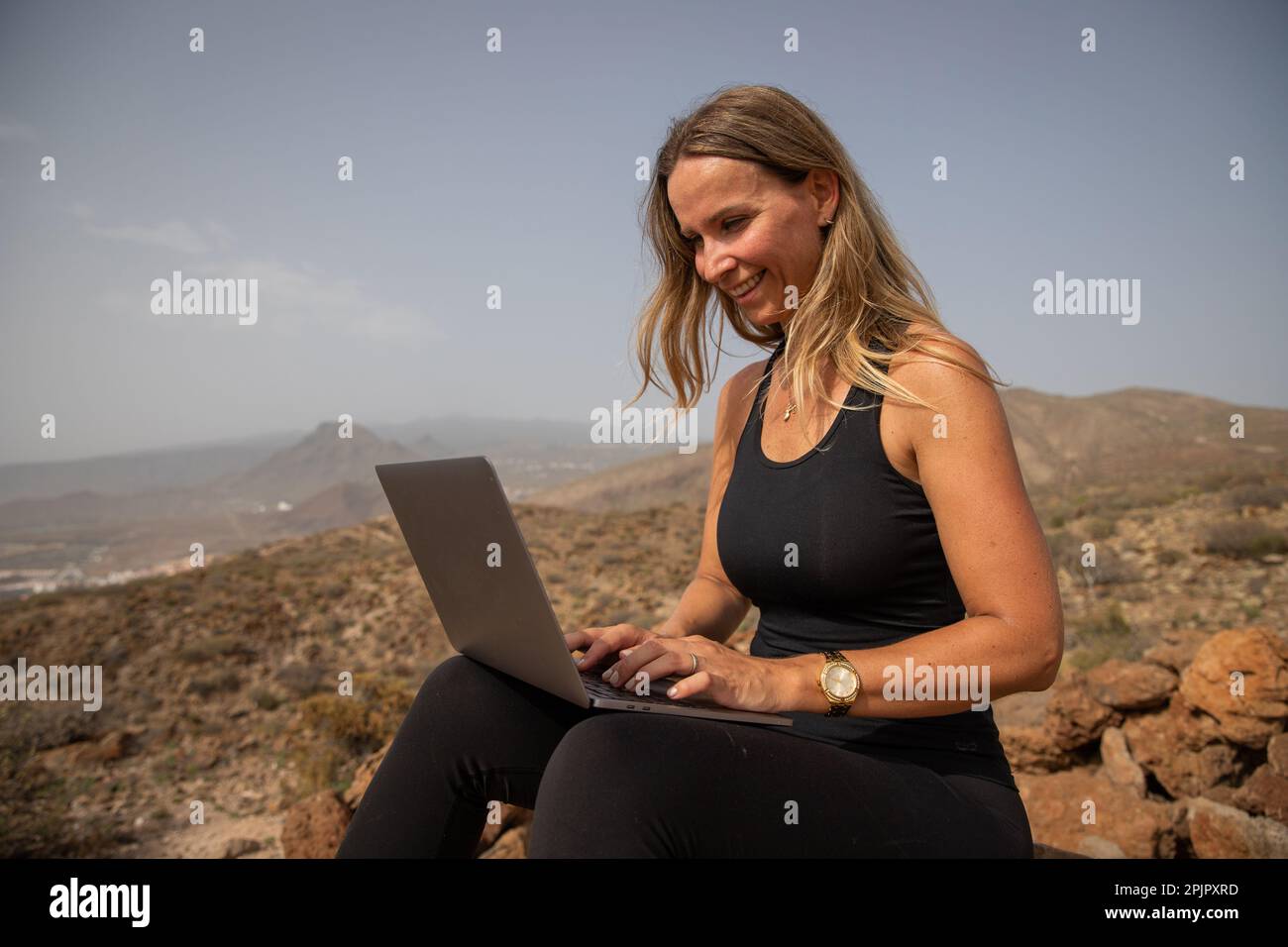 Technilogy hi-res stock photography and images - Alamy