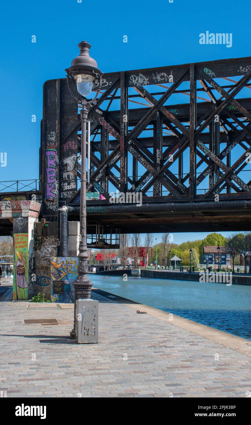 The quai de l'Oise in the 19th arrondissement of Paris in France Stock ...