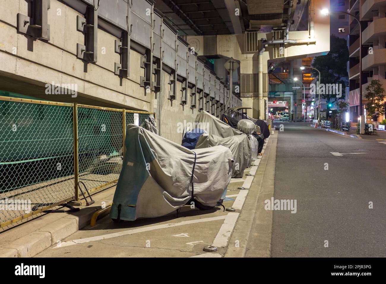 Night view with long-exposure starburst effects, of the complex Hakozaki Junction on the Shuto ...