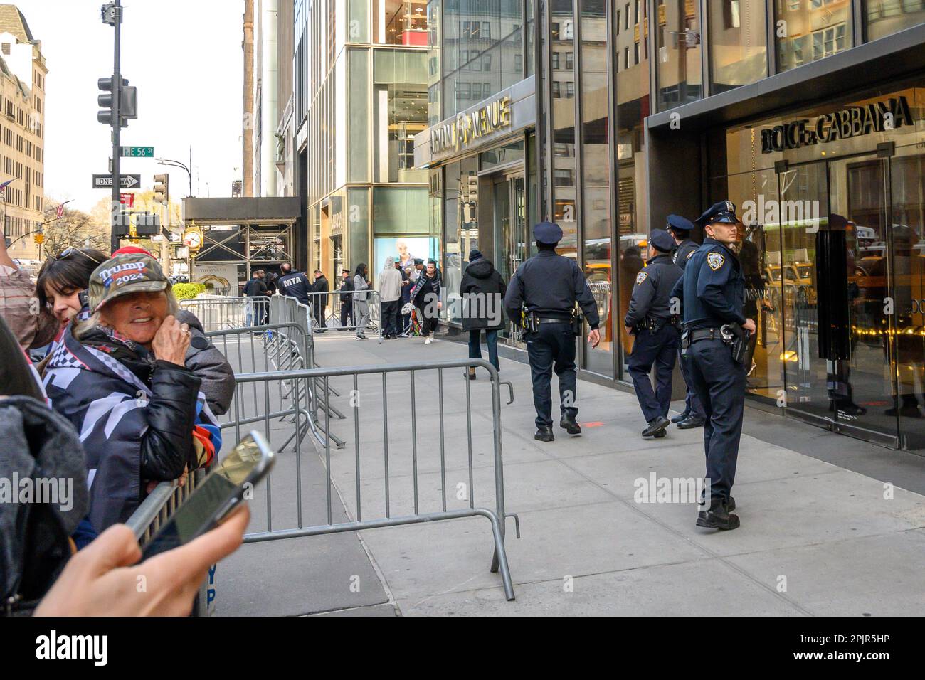 New York, USA. 3rd Apr, 2023. Members of the New York Police Department ...