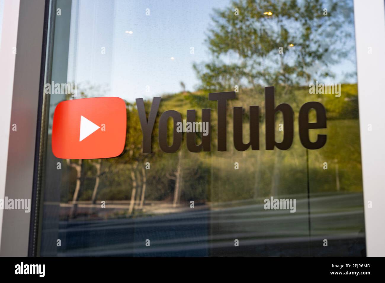 Los Angeles, California, USA. 2nd Apr, 2023. YouTube corporate offices ...