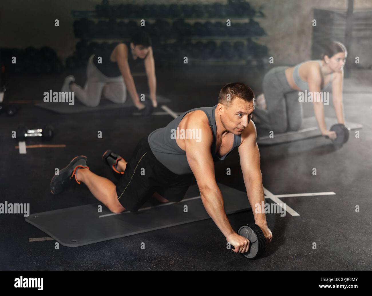 Wheel rollout hi-res stock photography and images - Alamy