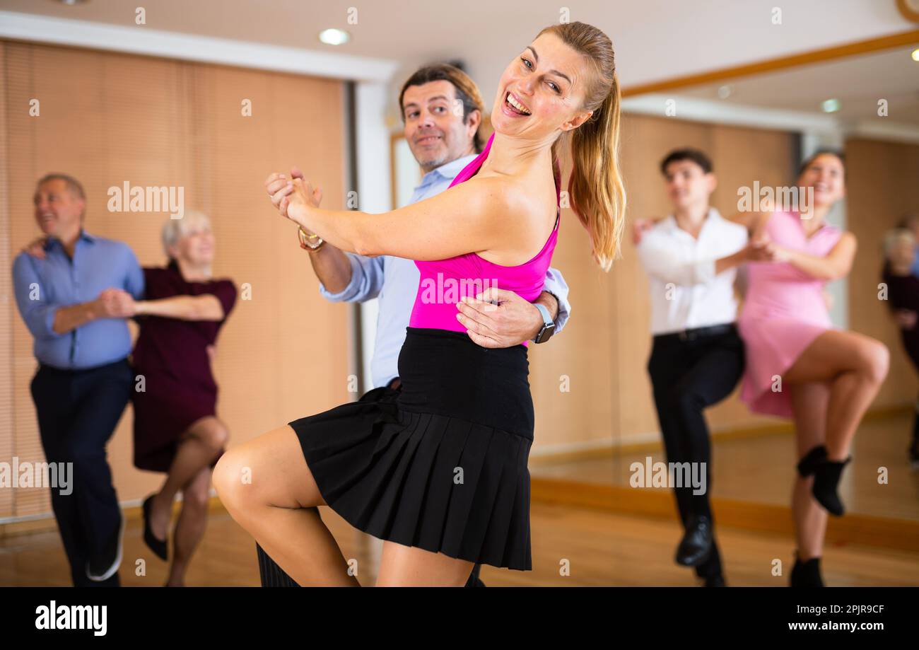 American ballroom dancers hi-res stock photography and images - Alamy