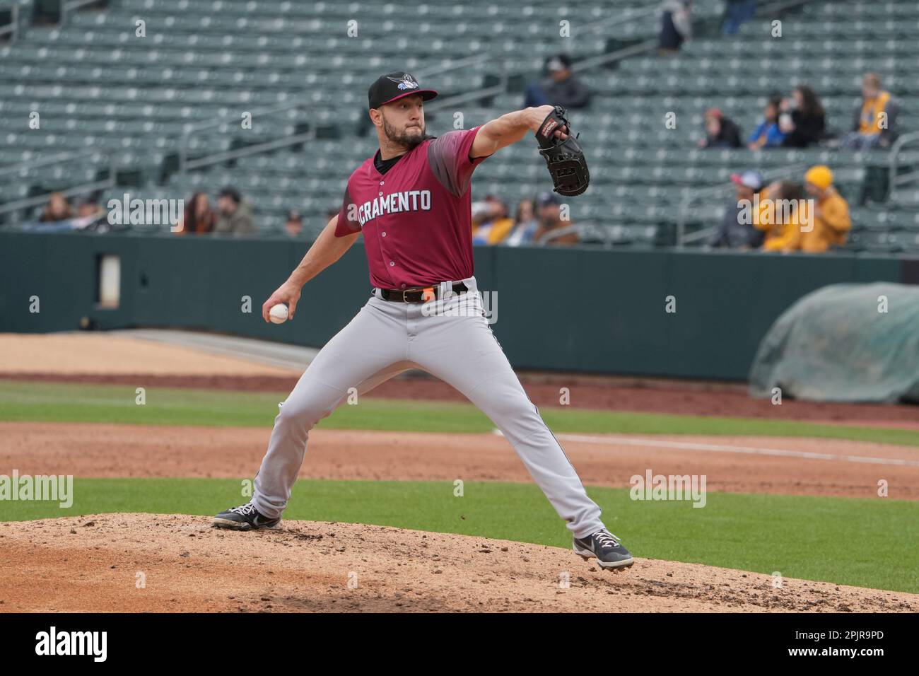 Nick duron hi-res stock photography and images - Alamy