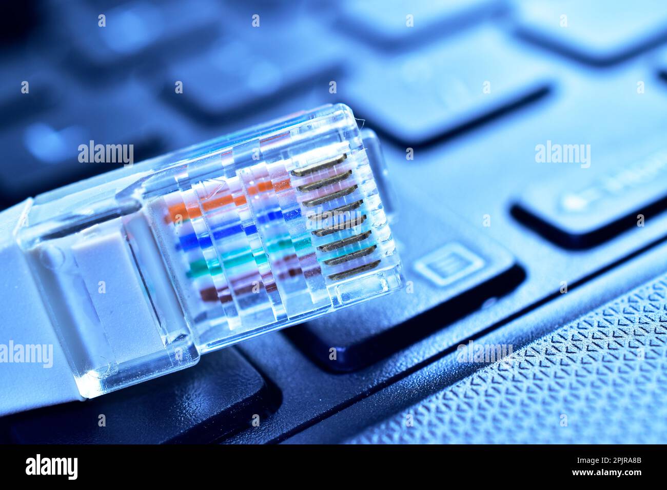 Cable wlan hi-res stock photography and images - Alamy