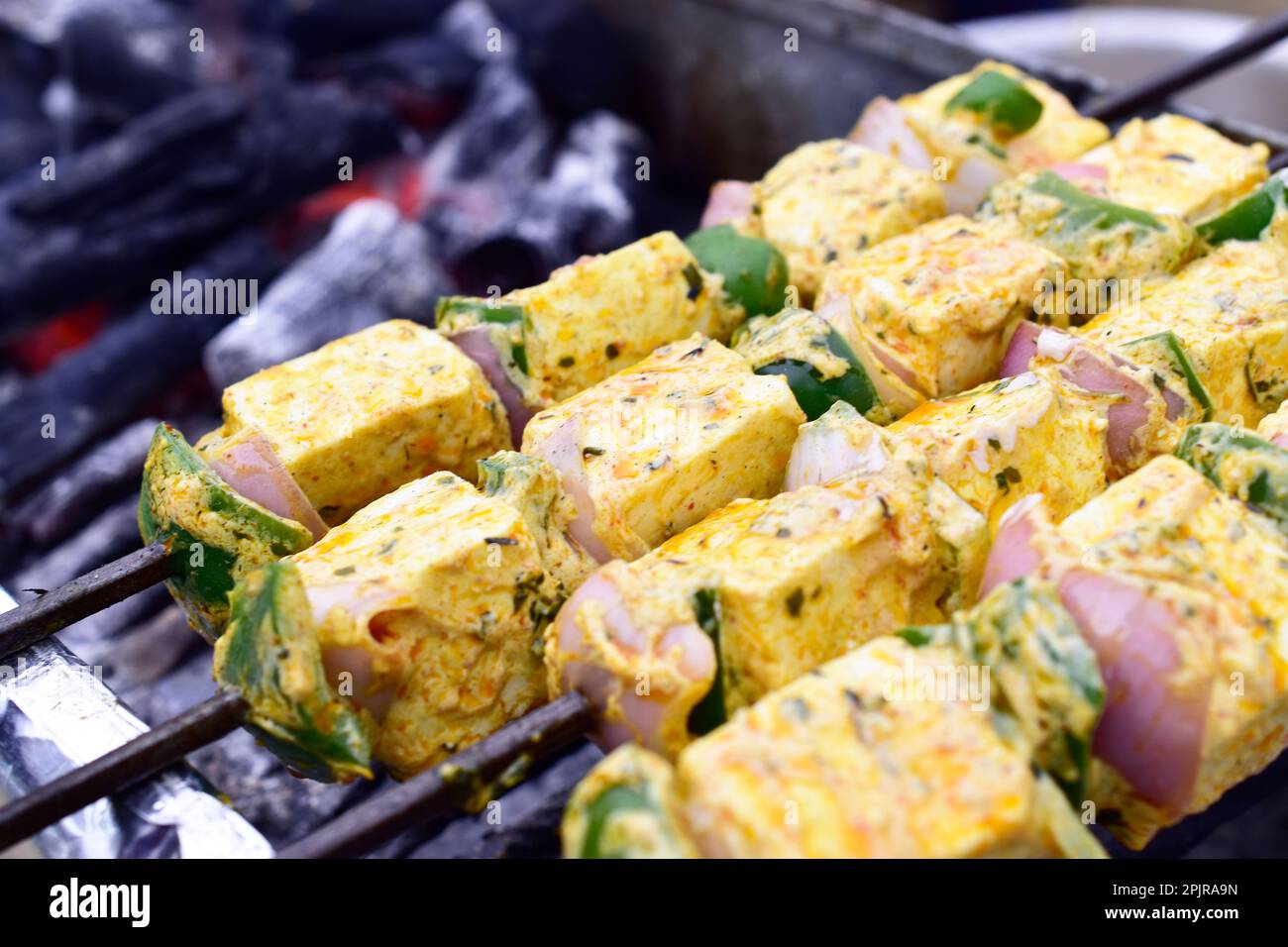 Marinated paneer hi-res stock photography and images - Alamy