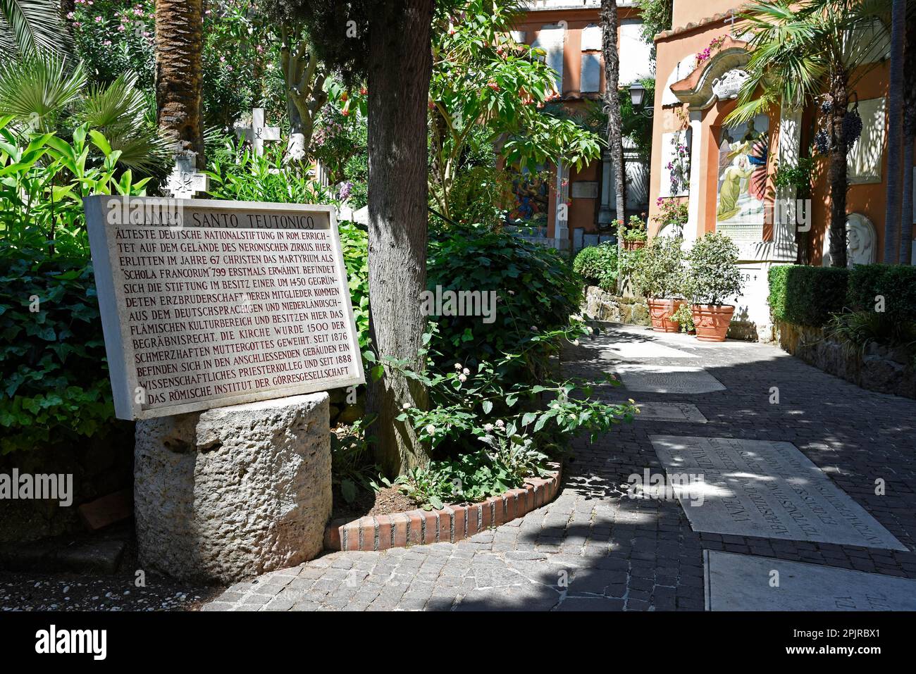 Grave, graves, tomb, Campo Santo Teutonico, German cemetery, cemetery ...