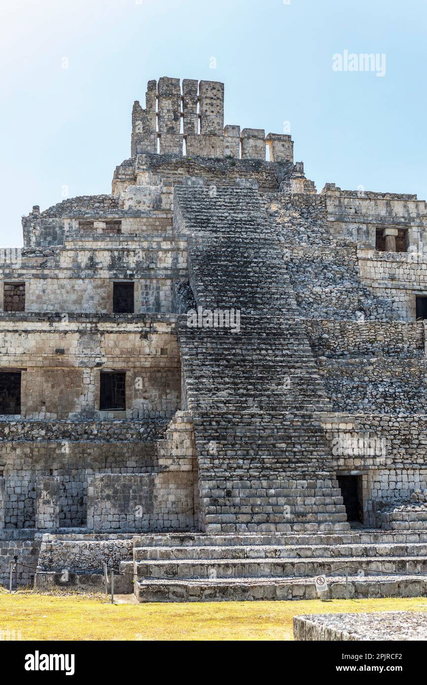 The Temple of Five Storeys, Edzna, Yucatán, Mexico Stock Photo - Alamy