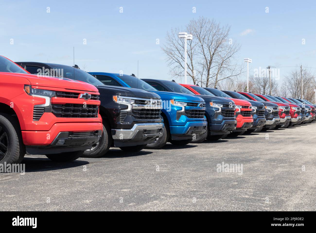 Plainfield - Circa April 2023: Chevrolet Silverado 1500 display at a ...