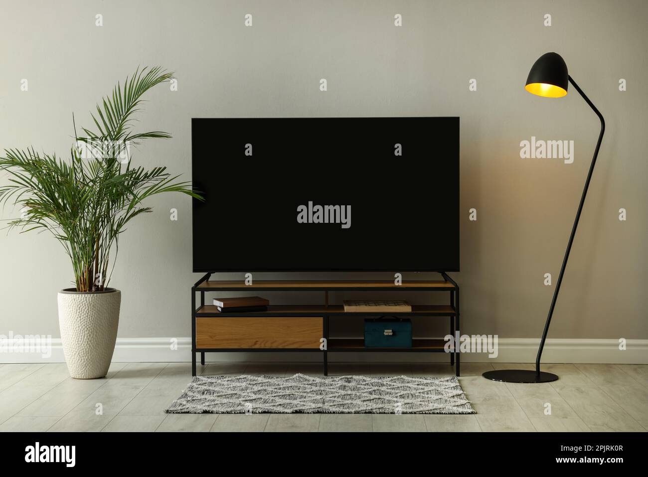 Stylish wide tv set hi-res stock photography and images - Alamy