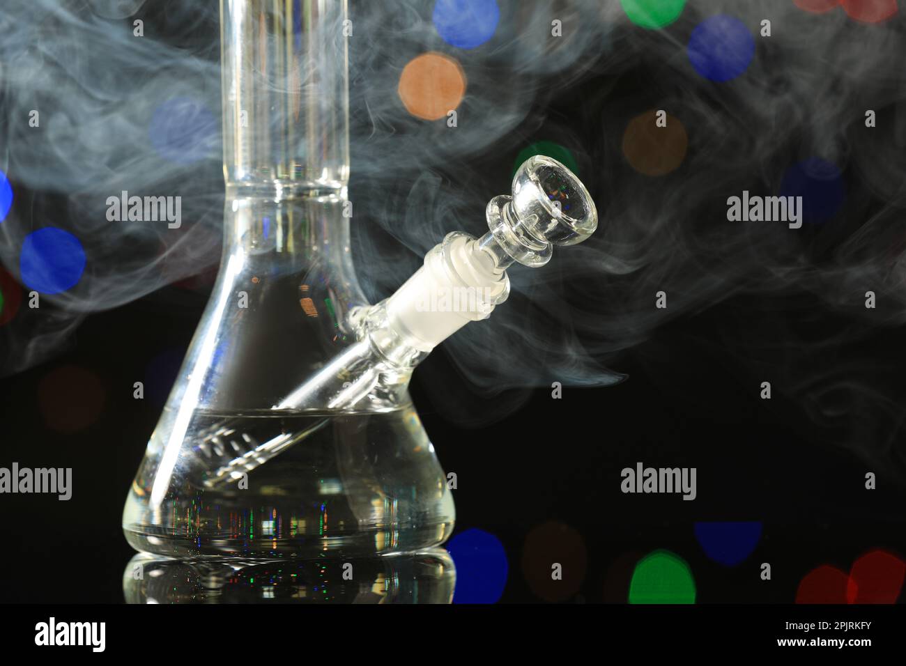 Bubbler bong hi-res stock photography and images - Alamy