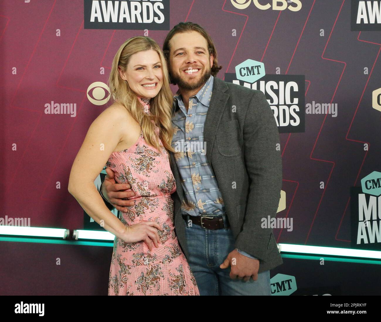 Lexi Murphy And Max Thieriot Wedding