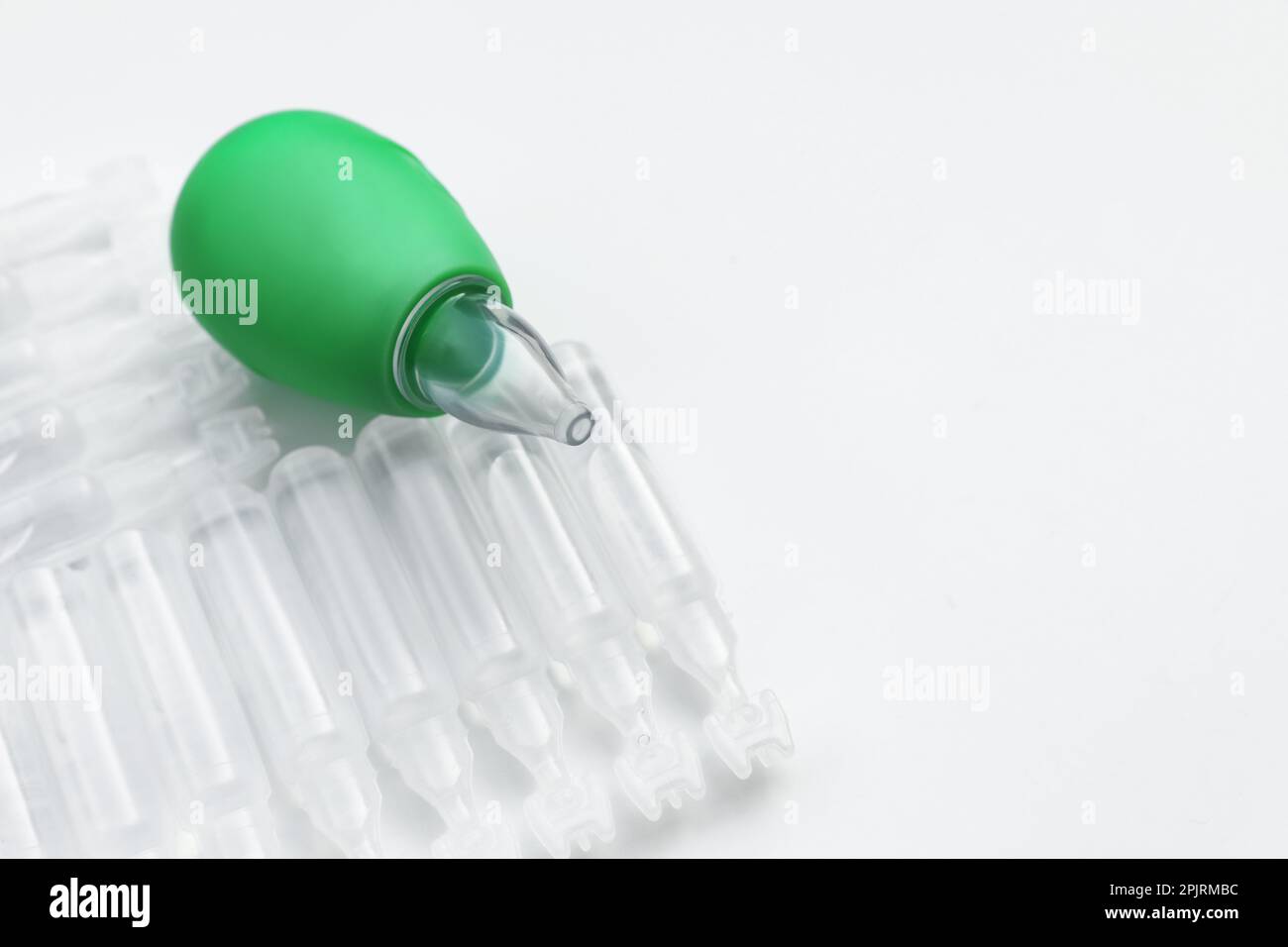 Single dose ampoules of sterile isotonic sea water solution and nasal ...