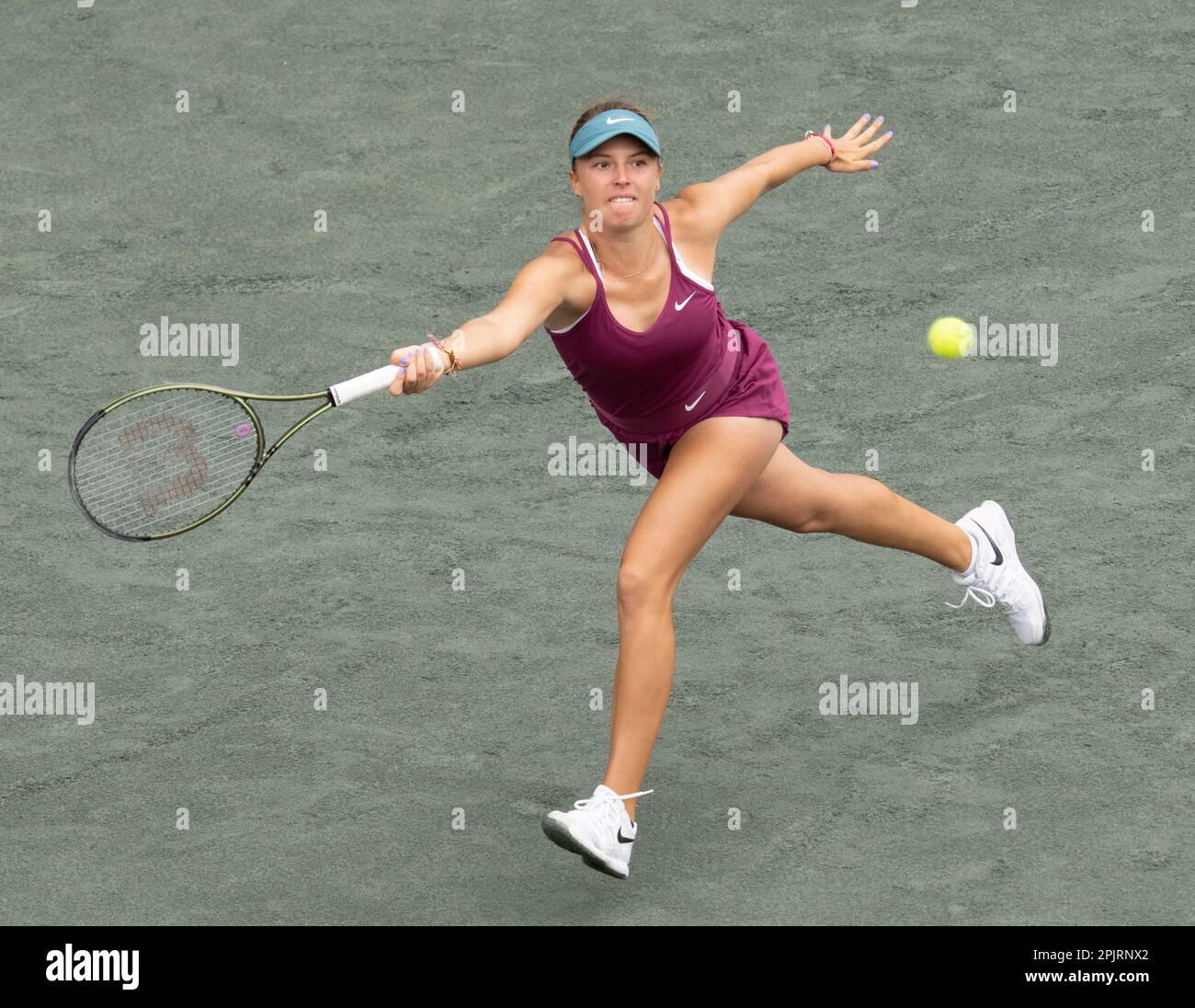 Linda fruhvirtova hi-res stock photography and images - Alamy