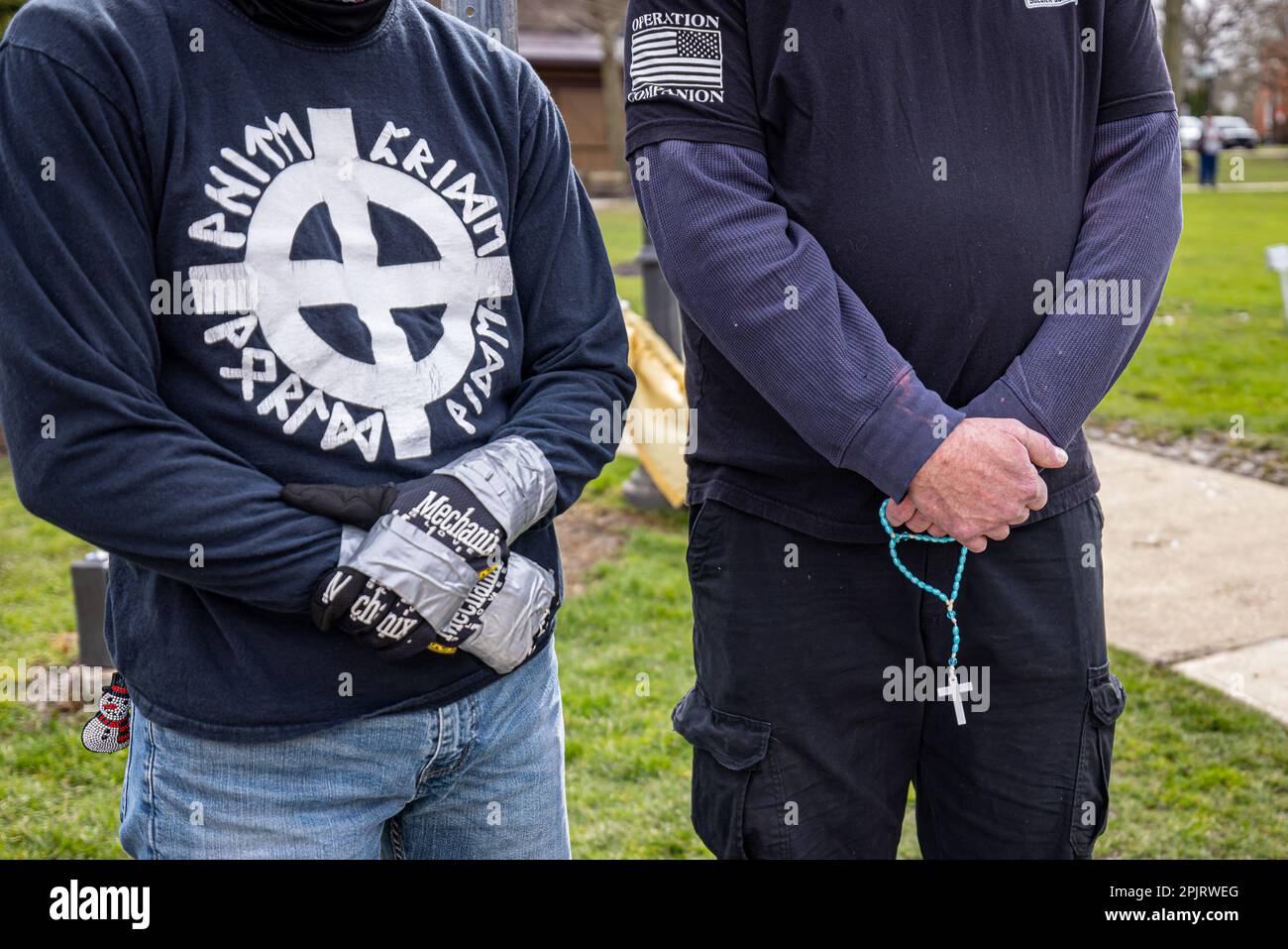 Christian rally holding hands hi-res stock photography and images - Alamy