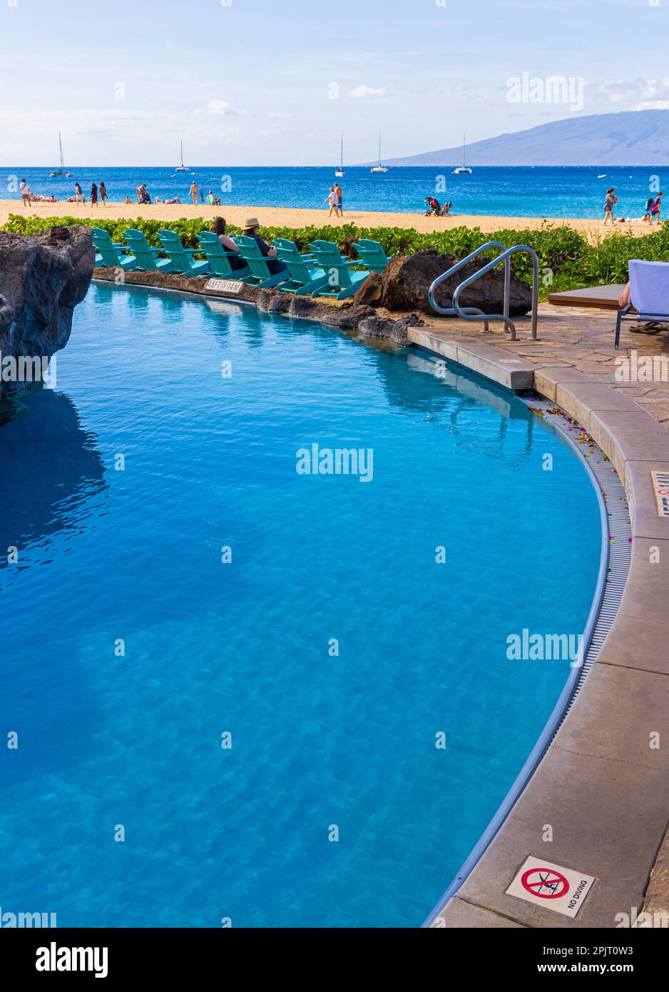 Maui swimming pool hi-res stock photography and images - Alamy