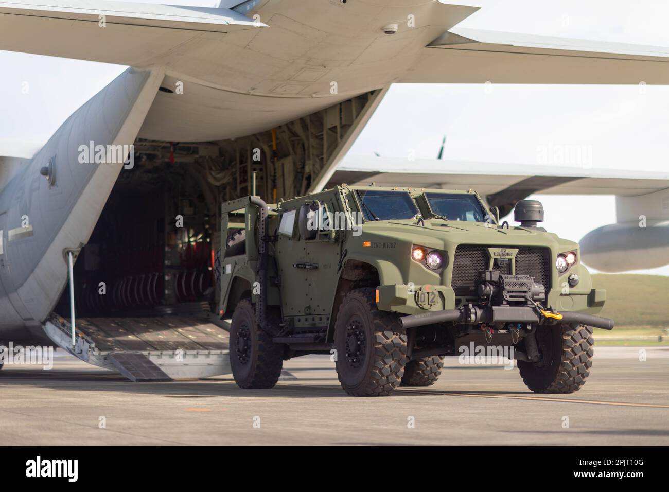 U.S. Marines with Marine Wing Support Squadron 174 and Marine Aerial ...