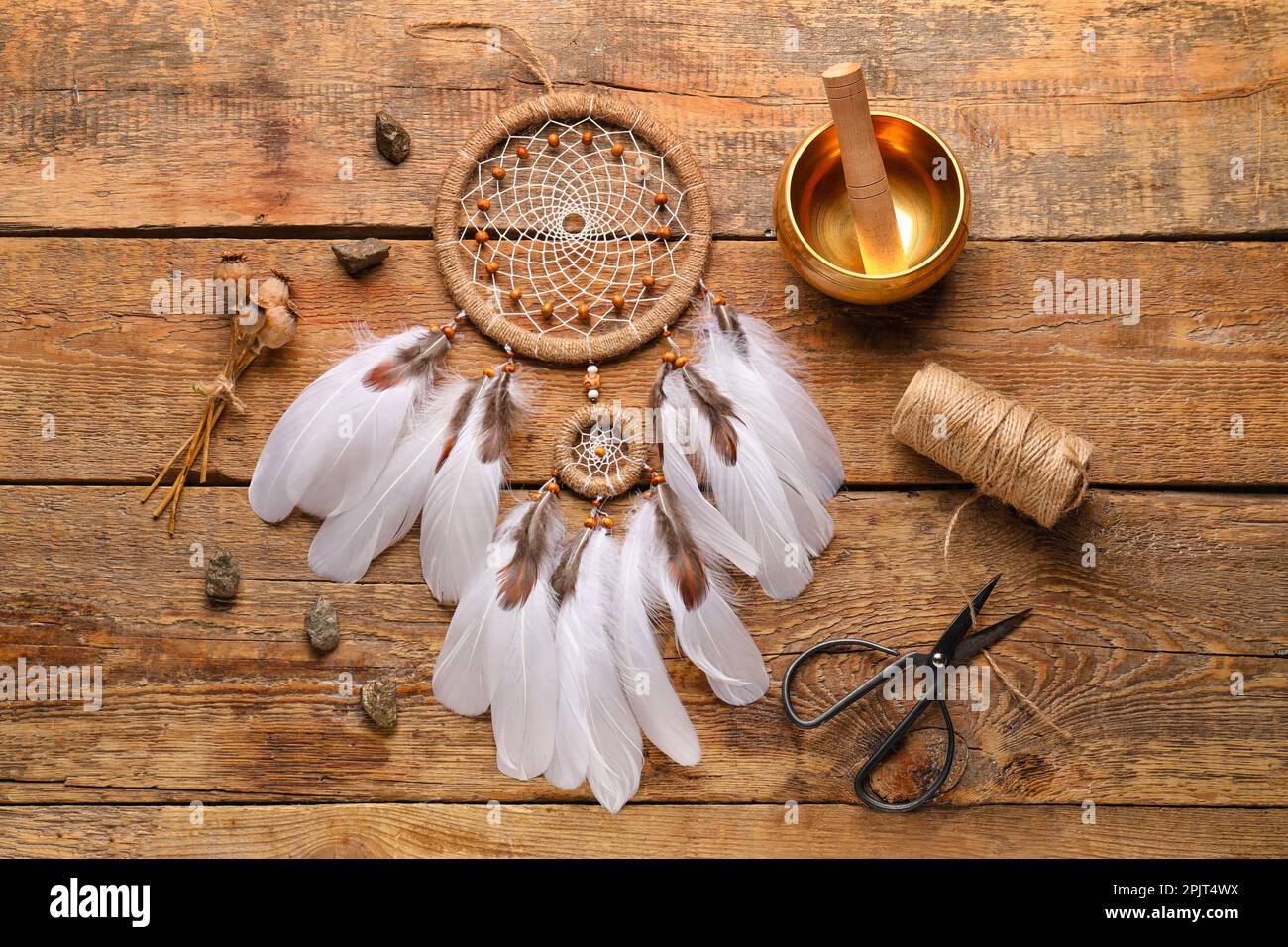 Native american mortar and pestle hi-res stock photography and images ...