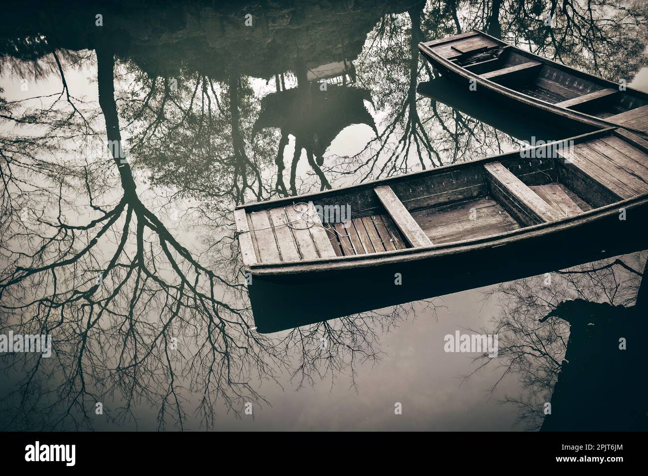 Charming garden landscape in southern China, beautiful pavilion gardens ...