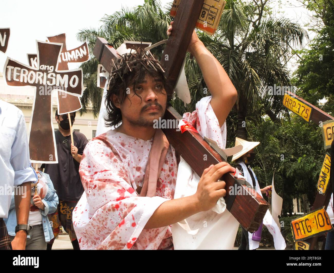 Manila, Philippines. 03rd Apr, 2023. A protester acting as Jesus Christ ...