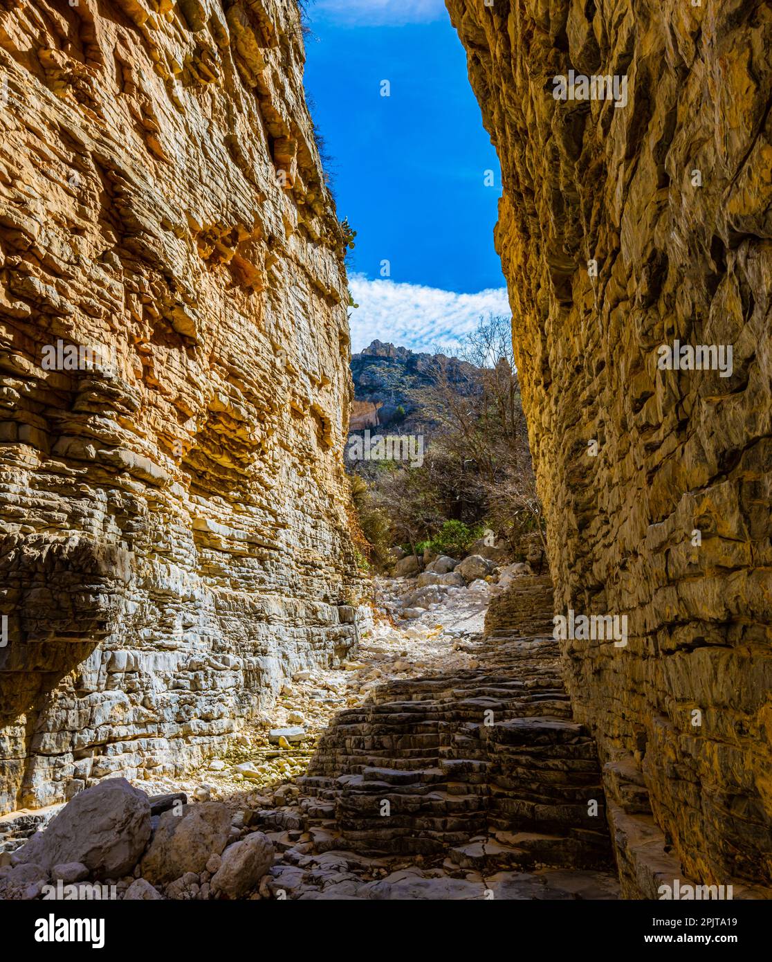 The Deep Terraced Walls of Devils Hall, Guadalupe Mountains National ...