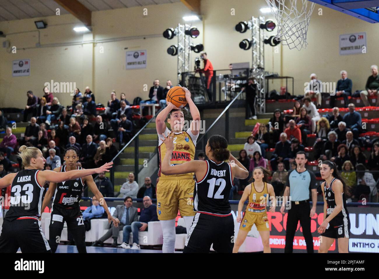 Kitija laksa hi-res stock photography and images - Alamy