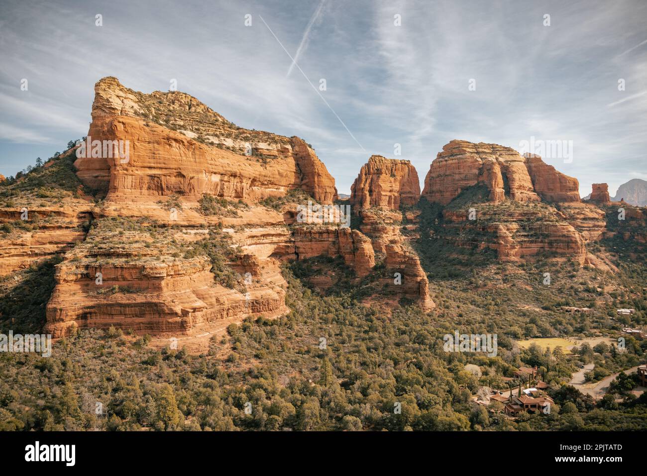 View of Boynton Canyon and Enchantment Resort tfrom high cliff above ...