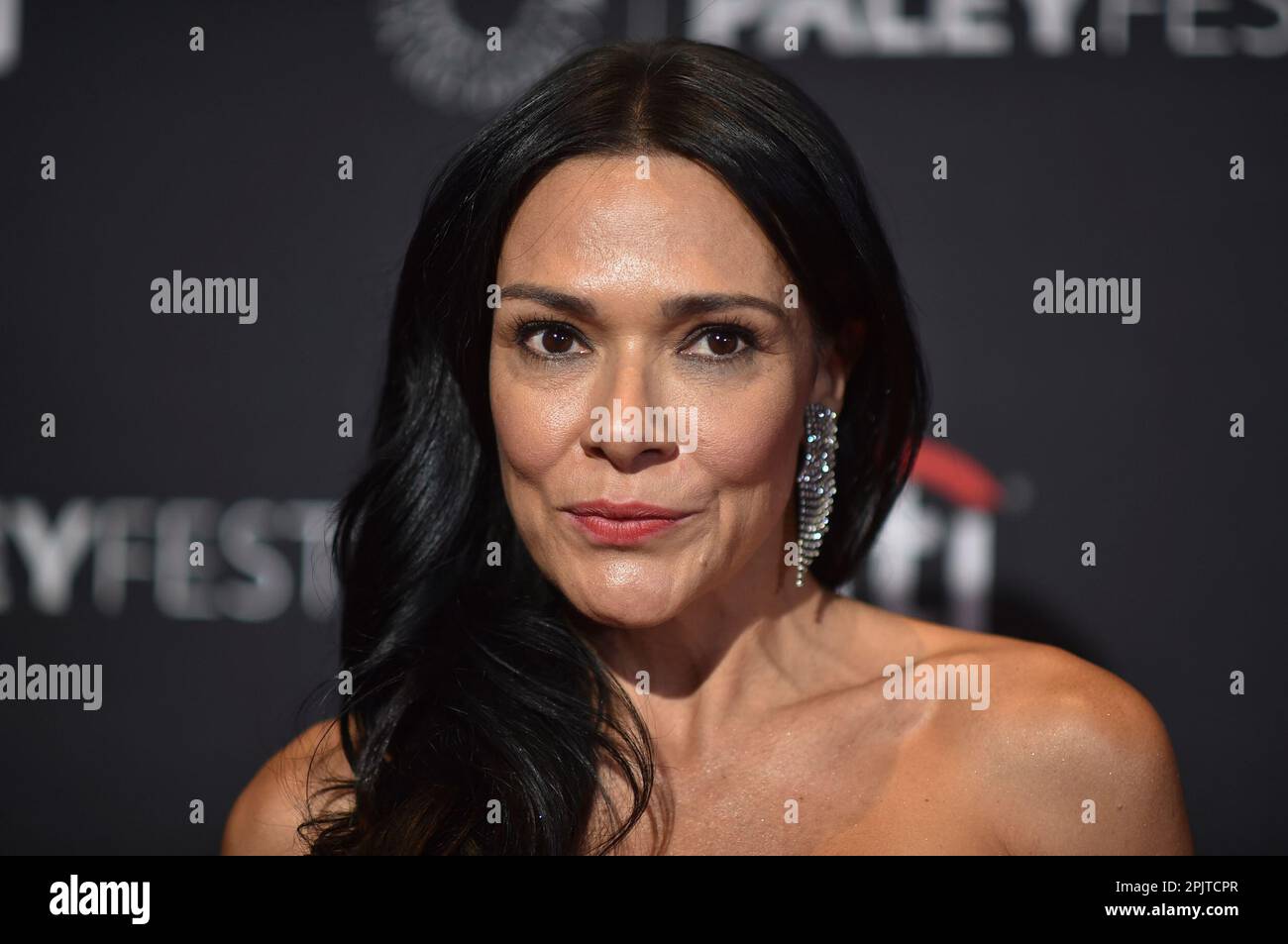 Simone Kessell arrives at a screening of "Yellowjackets" during ...