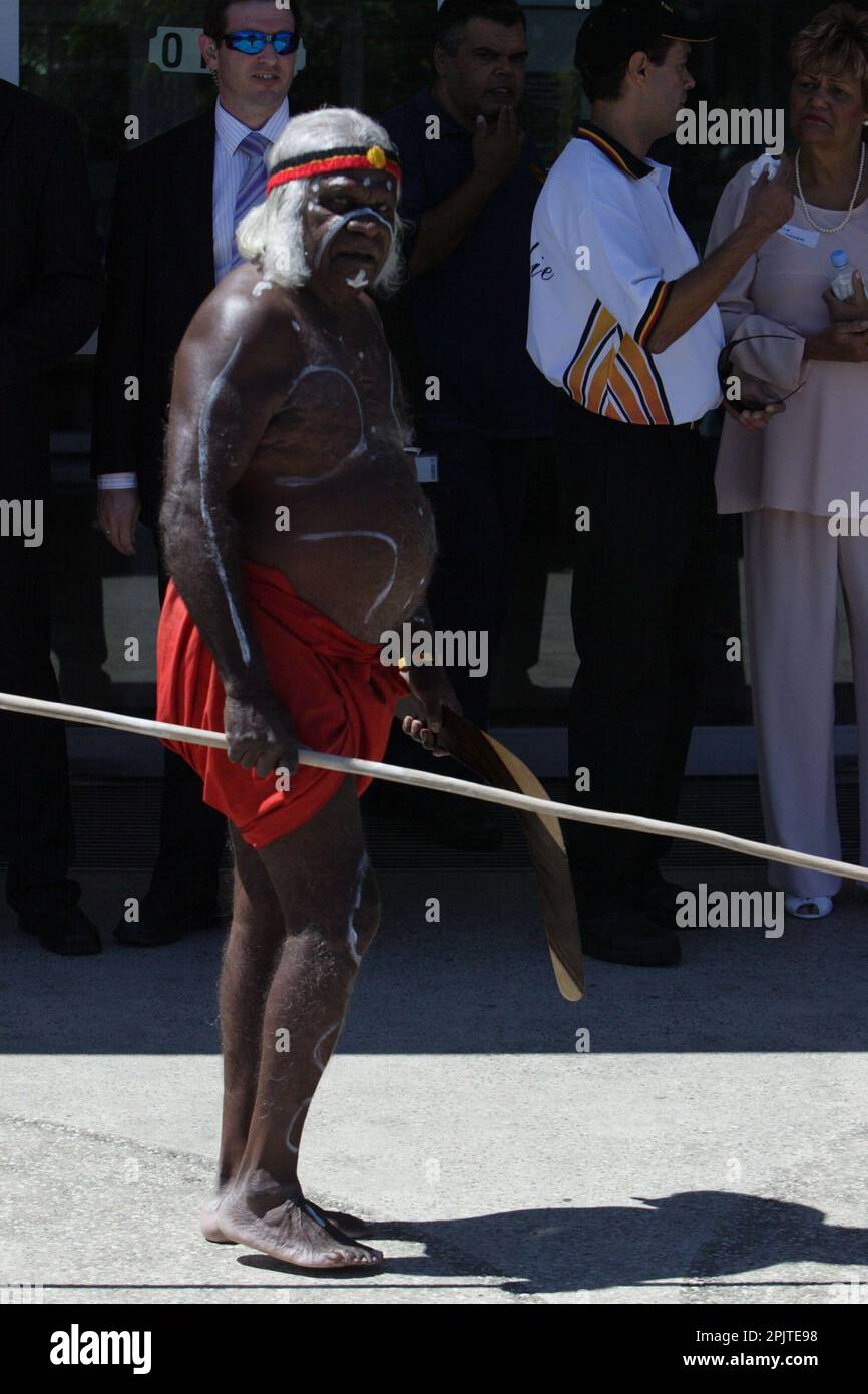 Prince William visits the Redfern Community Centre for indigenous ...