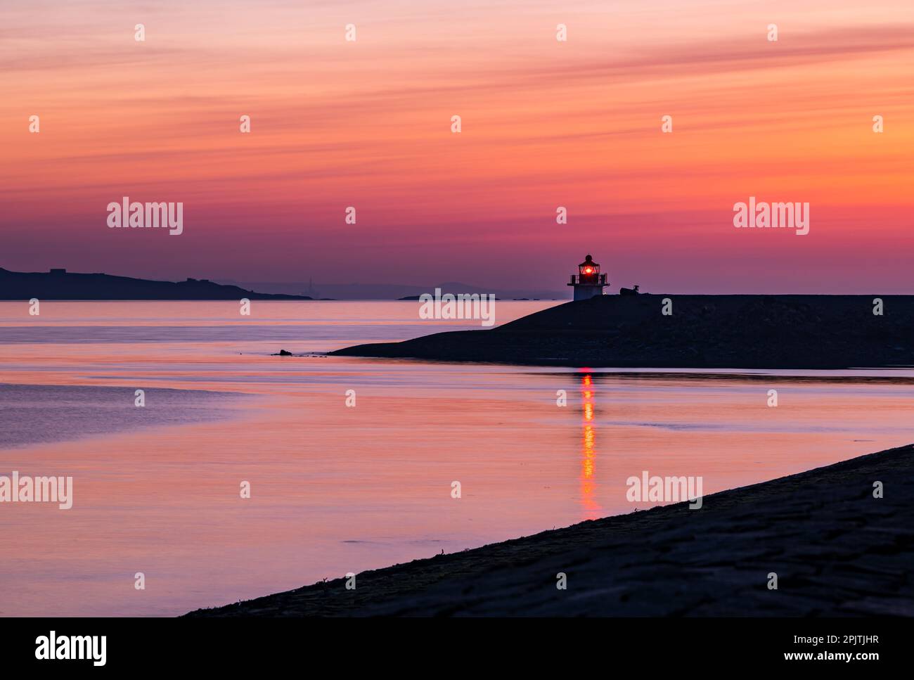 Sally in silhouette hi-res stock photography and images - Alamy