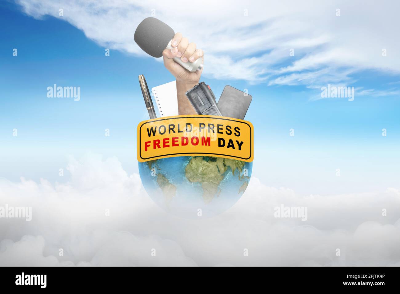 Human hand holding a microphone. World press freedom day concept Stock Photo - Alamy