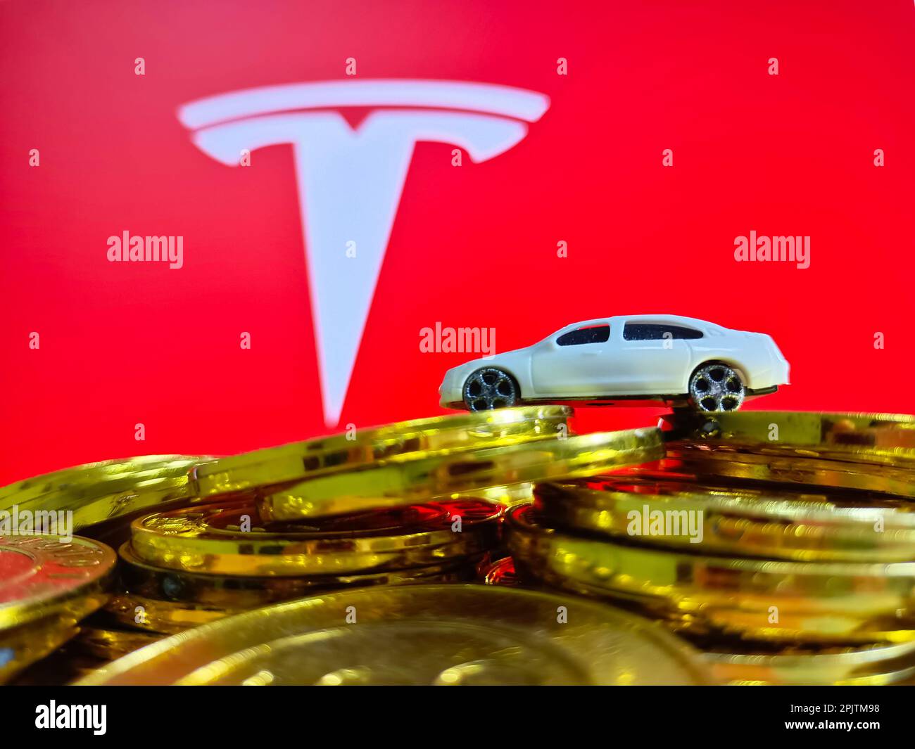 Tesla market value hi-res stock photography and images - Alamy