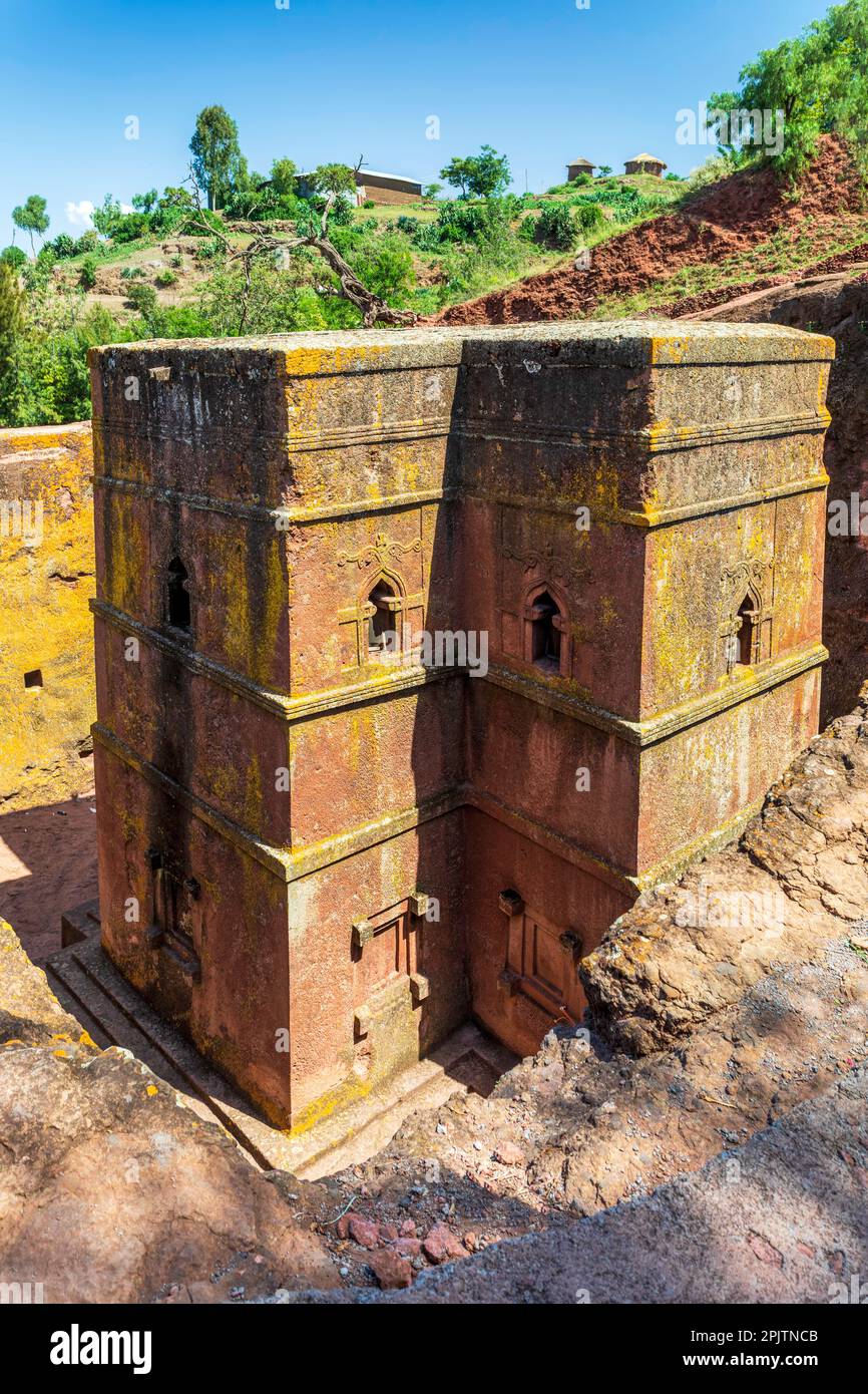 Saint George rock-hewn church in the shape of a cross, Bete Giyorgis ...