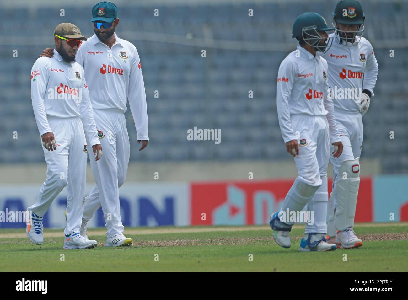 Ben white england national team hi-res stock photography and images - Alamy