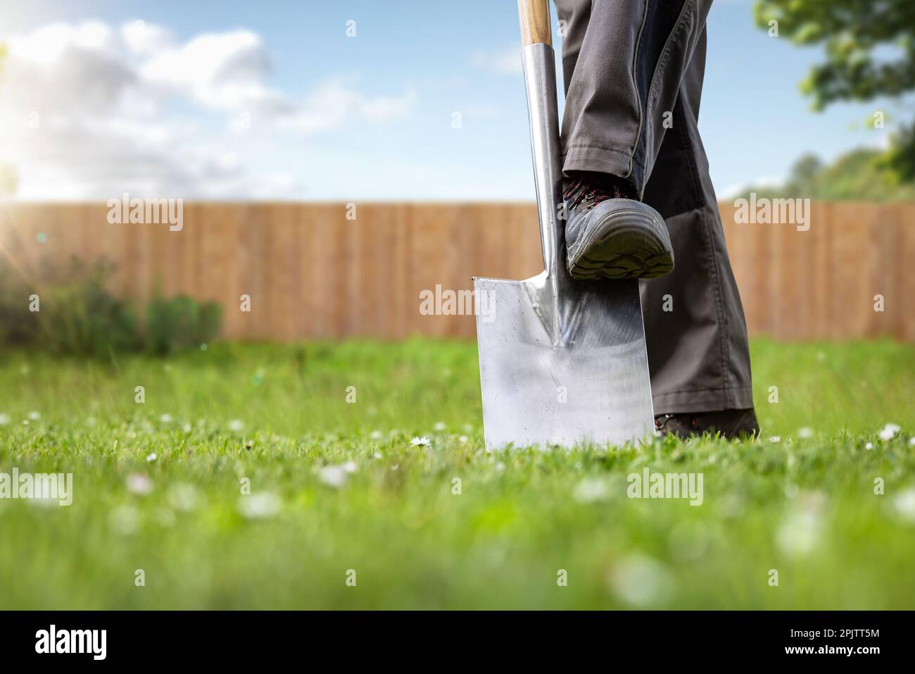 Groundbreaking work hi-res stock photography and images - Alamy
