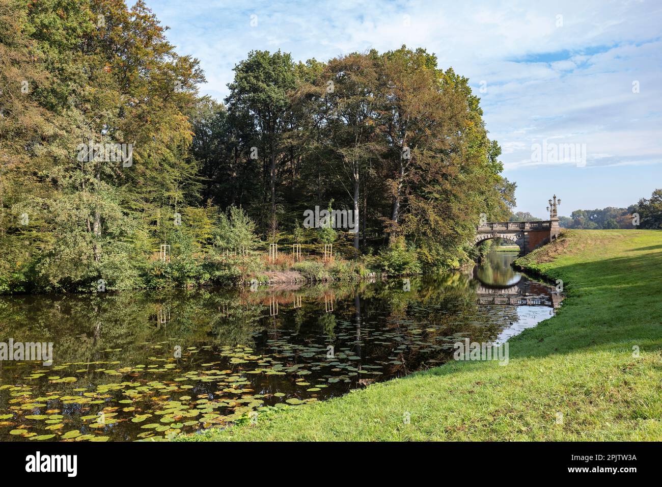 Emmasee lake by Melchers bridge in historic 19th century Burgerpark ...