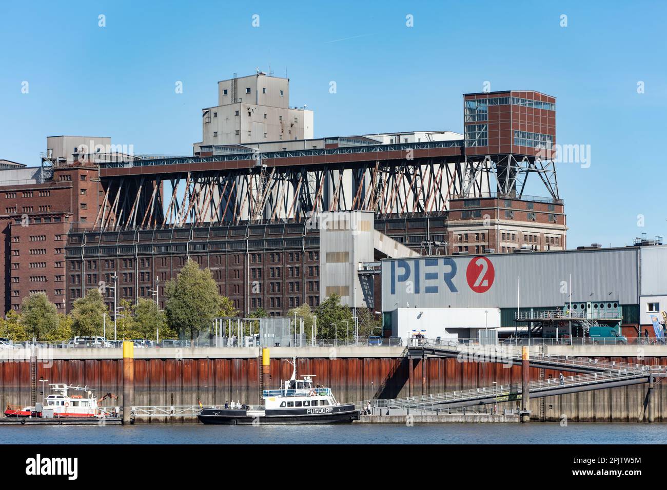 Der Kloss historic flour mill, granary and grain transport system on ...