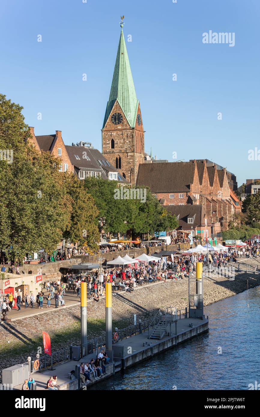 People celebrate Martime Day - Maritime Woche at cafes, bars on ...