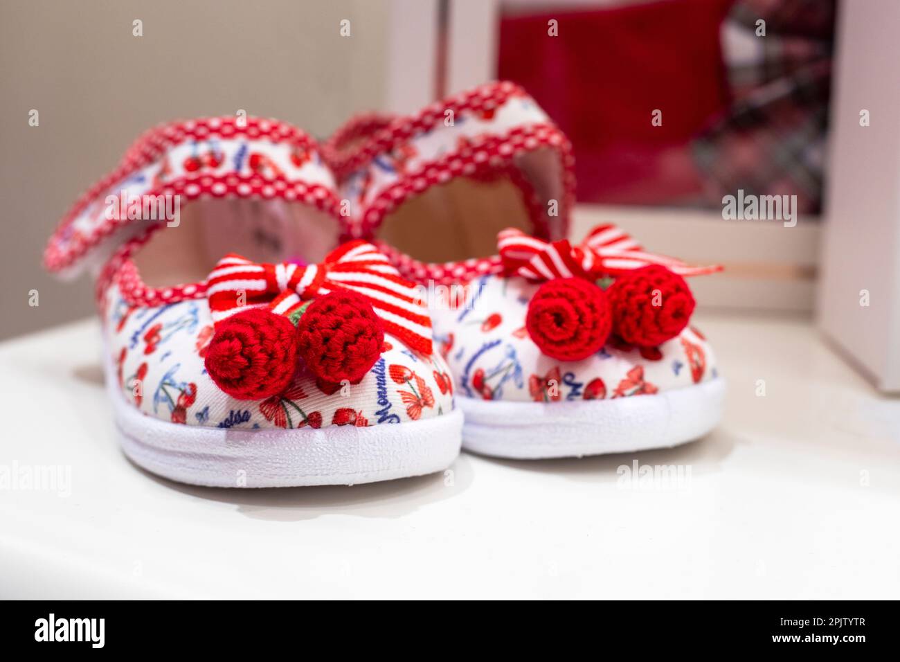 Mermaid sandals hi-res stock photography and images - Alamy