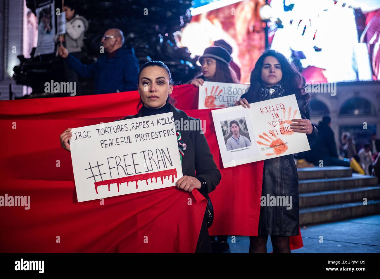 British-Iranians and supporters gathered in in Piccadilly Circus to ...