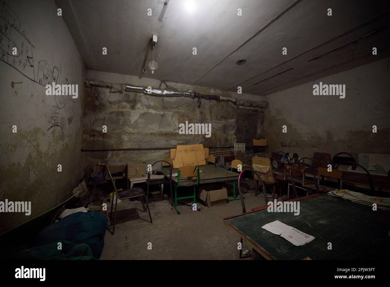 war in Ukraine. Bunker, shelter, basement. Federal Economics Minister ...