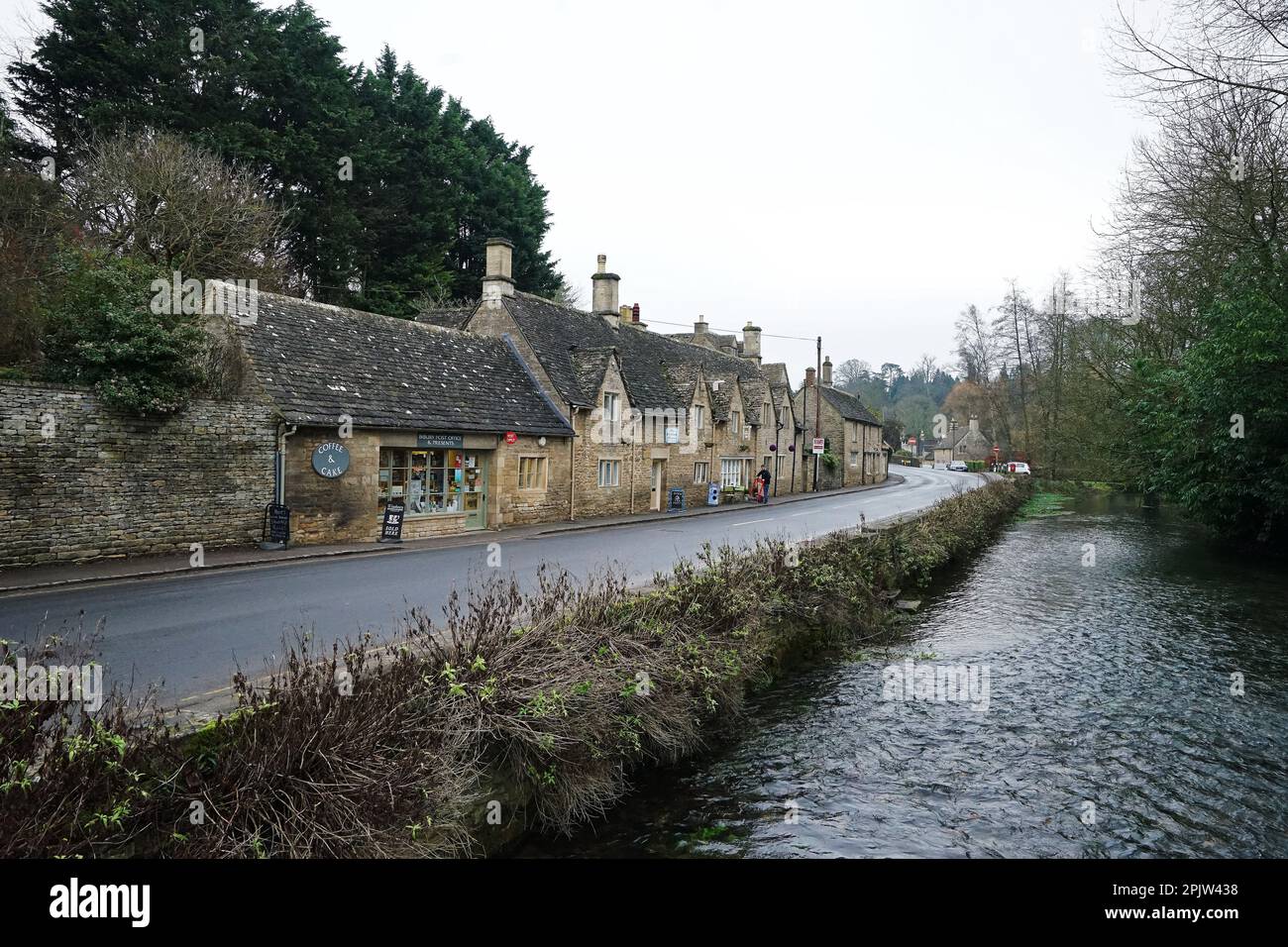 Exterior architecture design of cottages on Arlington Row at 'Bibury ...