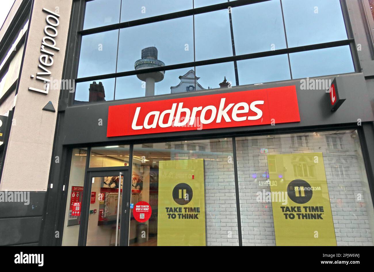 Ladbrokes high street branch hi-res stock photography and images - Alamy