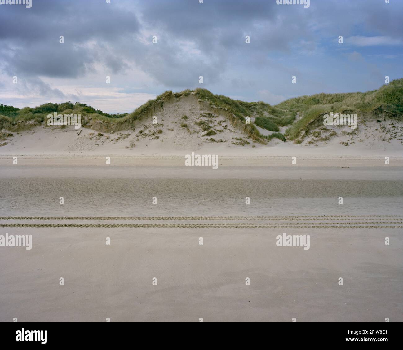 Operation Dynamo, the evacuation from Dunkirk, involved the rescue of ...