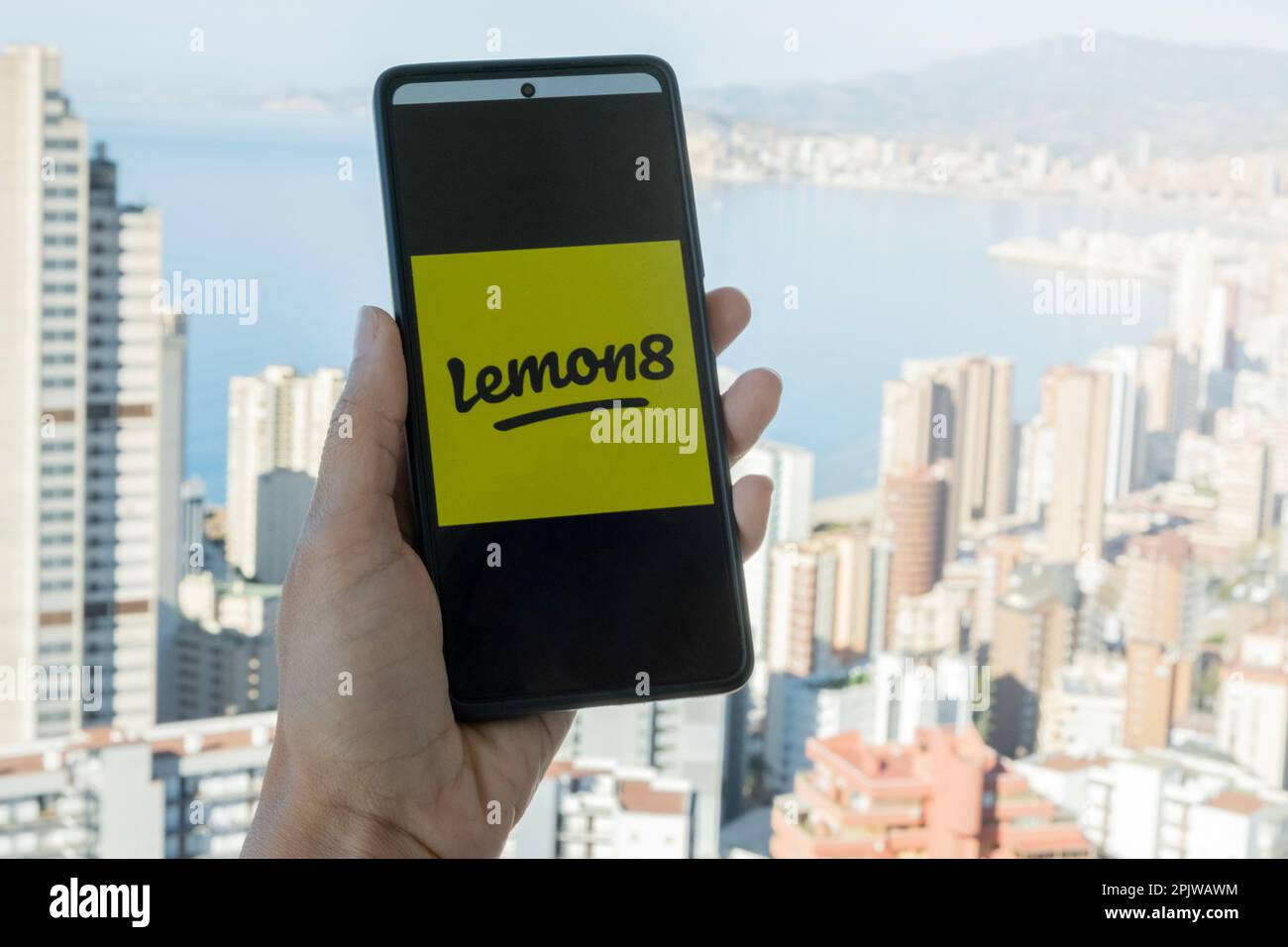 Tiktok lemon8 hi-res stock photography and images - Alamy