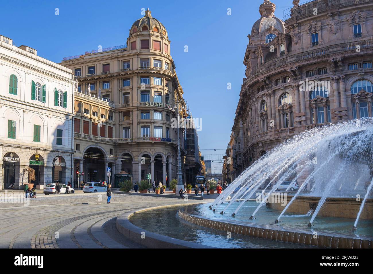 Glimpse of Old Genova, Piazza Raffaele de Ferrari square, Ligury, Italy ...